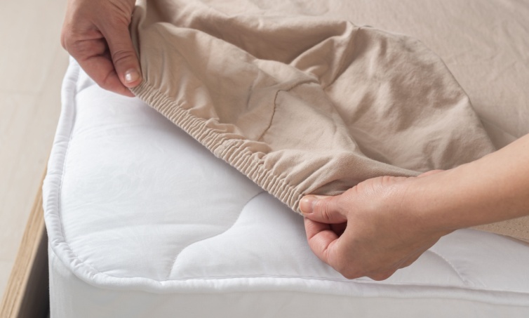 Kelebihan dan Kekurangan Bahan Microtex, Panas atau Tidak?